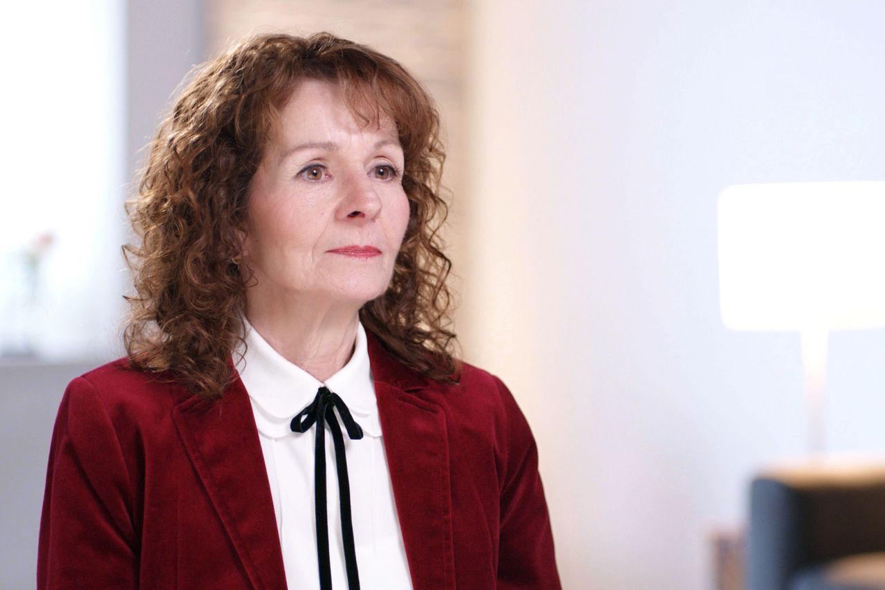 Mike Rinder’s Daughter, Taryn, Tells of His Damage to Her Mother, Family